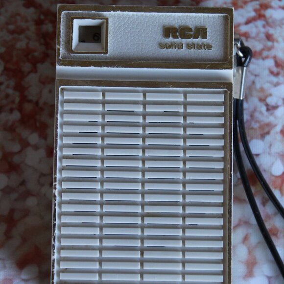 RCA | Portable Audio & Video | Vintage Rca Solid State Radio Rz64y | Poshmark